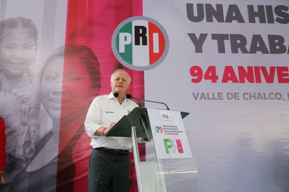 El PRI celebra sus cien años desde Palacio Nacional: Alejandro Moreno ...